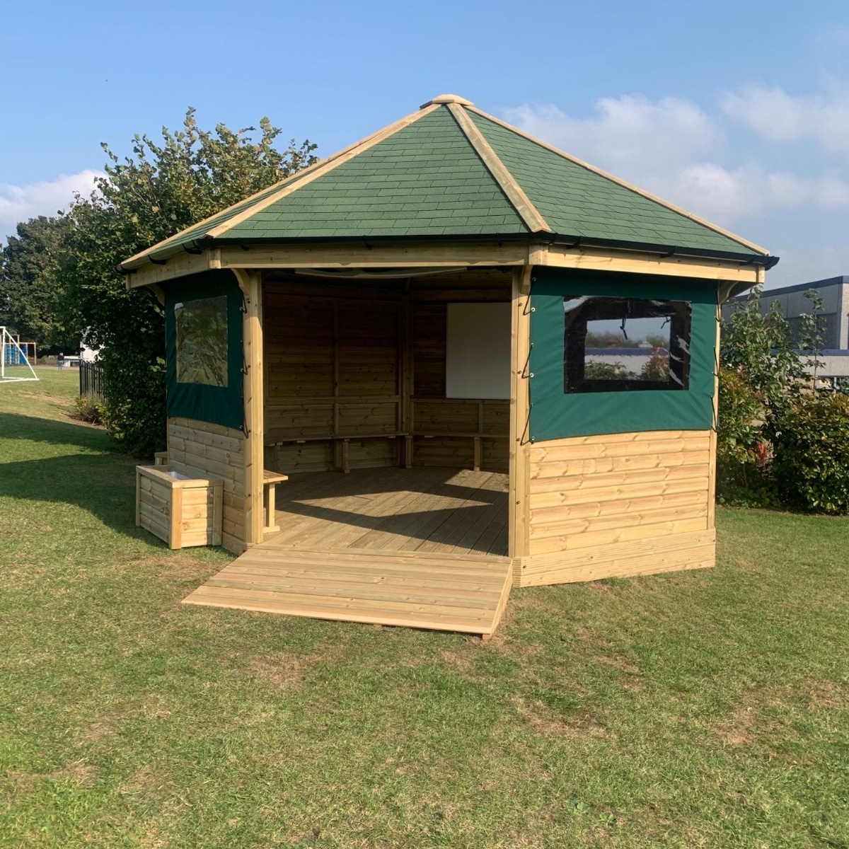 Ridgeway Primary Academy - New Eco Hub arrives